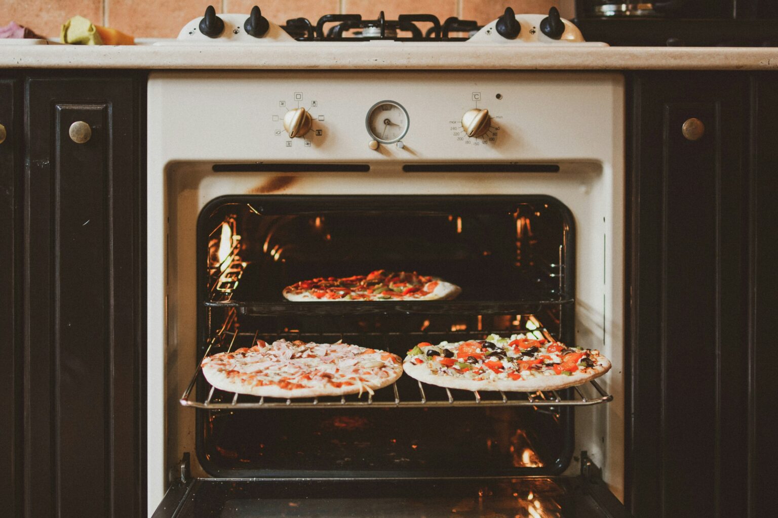 How to Set Time and Clock on GE Oven: Easy Guide